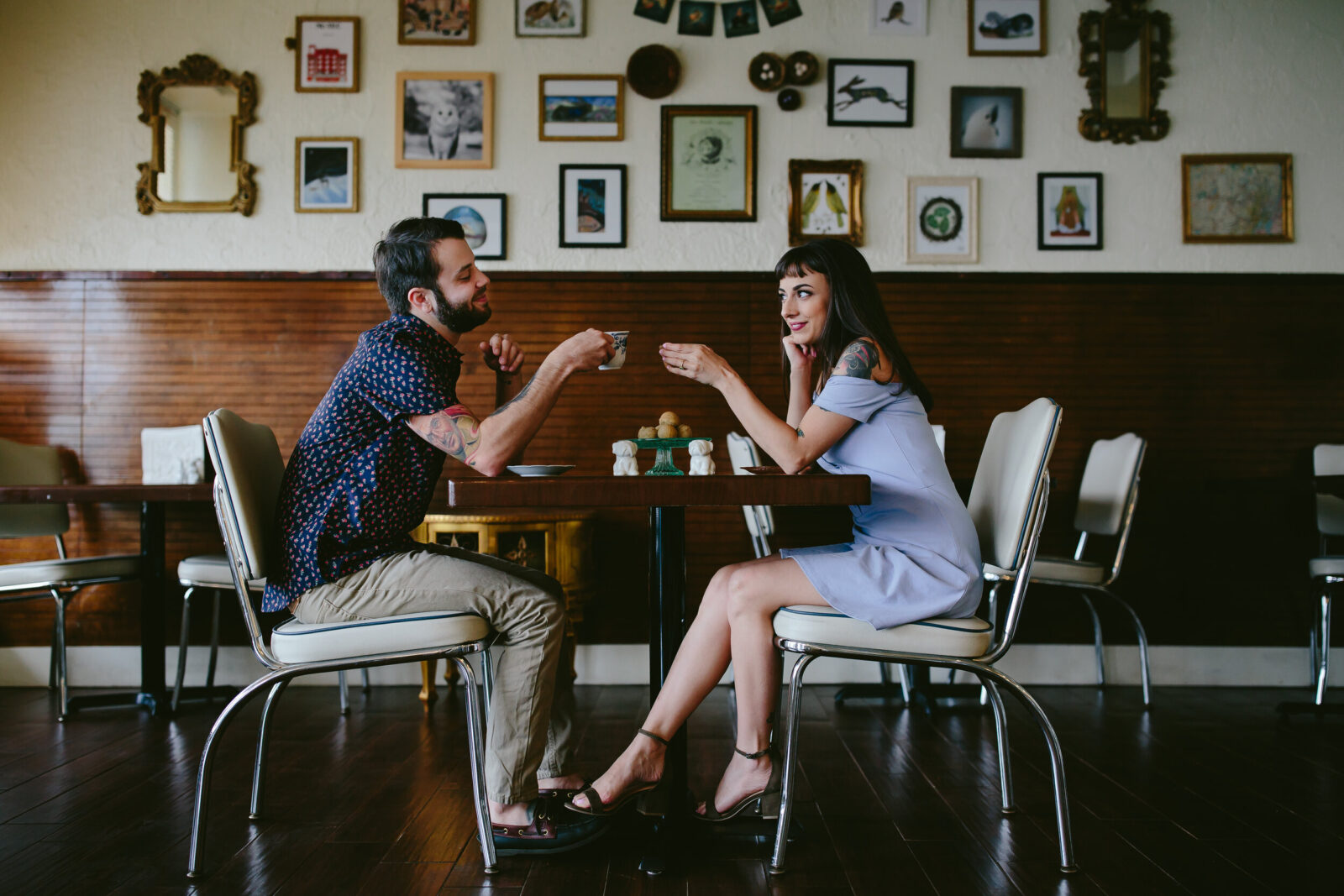 Awkward, Anxious and Camera-Phobic: How To Rock Your Engagement Session ...