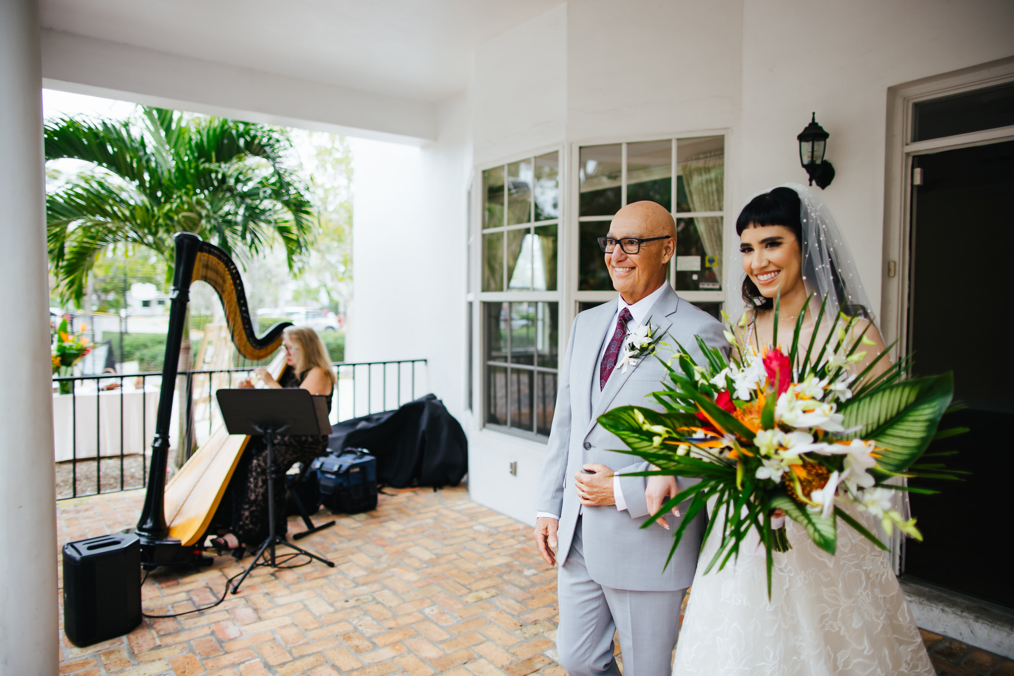 Stylish Destination Wedding at Richardson Historic Preserve | New York Wedding Photographer ...